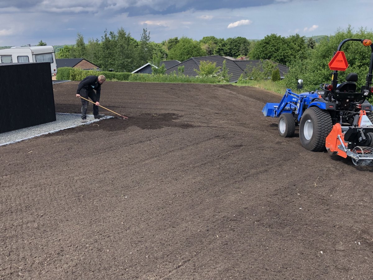 Havemuld 3 m i løsvægt inkl. lev. m. kran - Muld - biosupply.dk